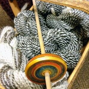 Medieval Style Drop Spindle for Spinning Wool in Soft Maple - Etsy