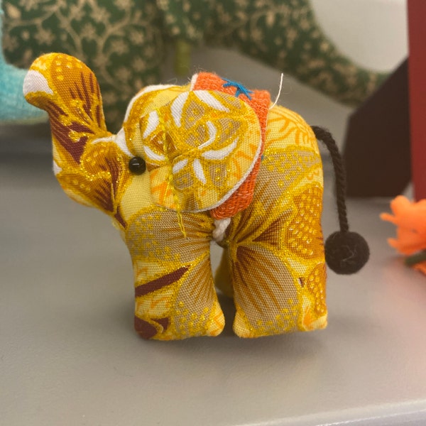 Handmade Cute Elephant Keychain | Animal Keychain | Cute Little Gifts ...