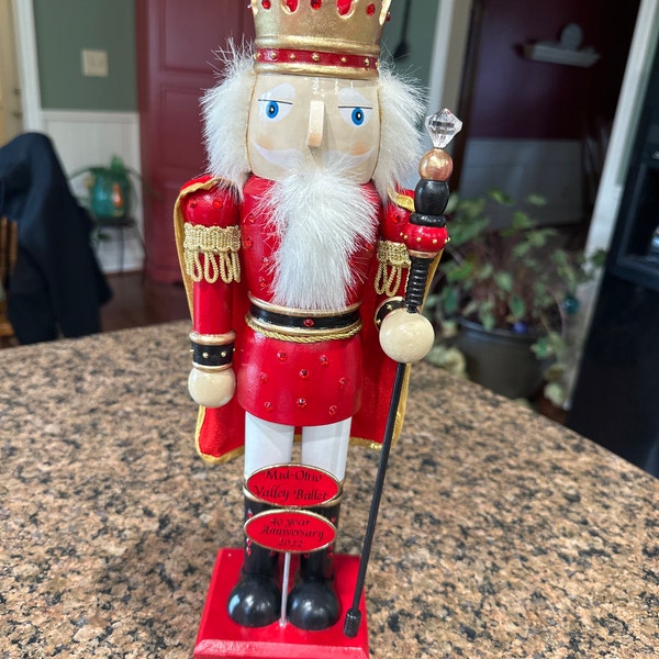 Custom Hand Painted Christmas Nutcracker - Etsy