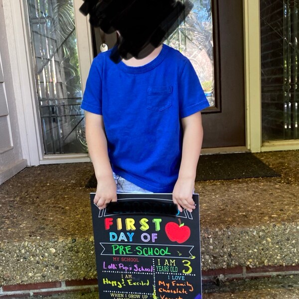 Reusable 2-in-1 COLOR or MONOCHROME First & Last Day of School Sign ...