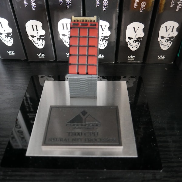 Terminator Prop T-800 CPU Brain Chip' in Display Case - Etsy UK