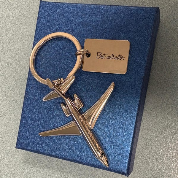 Persoanlized Airplane Key Chain, Creative Aircraft Twin-engine Gift ...