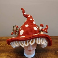 Twisted Toadstool DIGITAL Crochet PATTERN. This is a Pattern - Etsy Canada