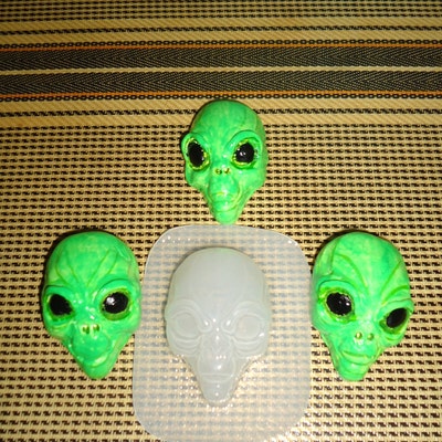 Detailed Alien Head Plastic Mold or Silicone Mold, Bath Bomb Mold, Soap ...