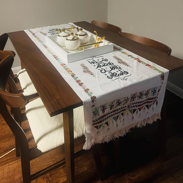 Original Palestinian Keffiyeh | Jordanian Hatta | Black and White ...