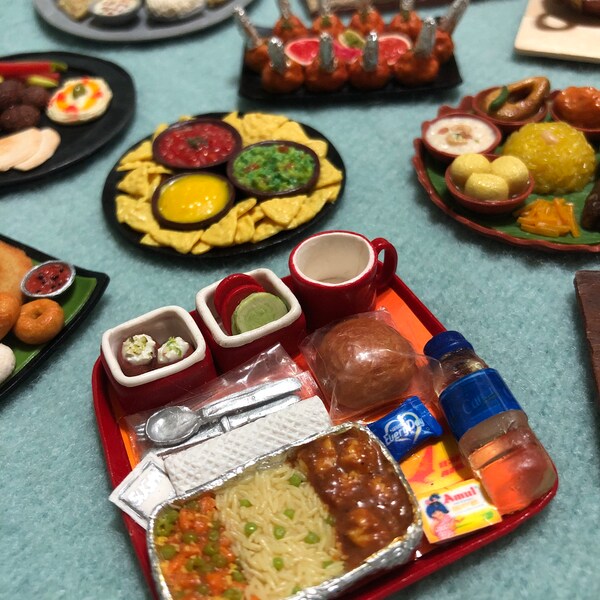 Miniature Naan (indian Flatbread) & Chicken Butter Masala Tutorial ...