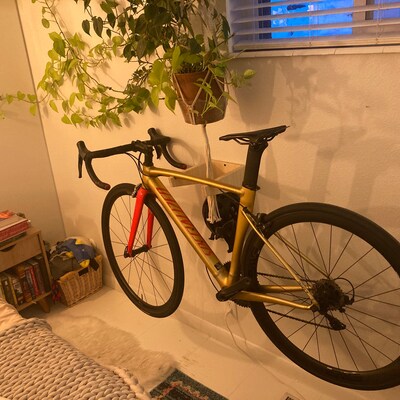 Vertical Bamboo Bike Mount Bike Rack Bike Storage Bicycle Wall Mount ...