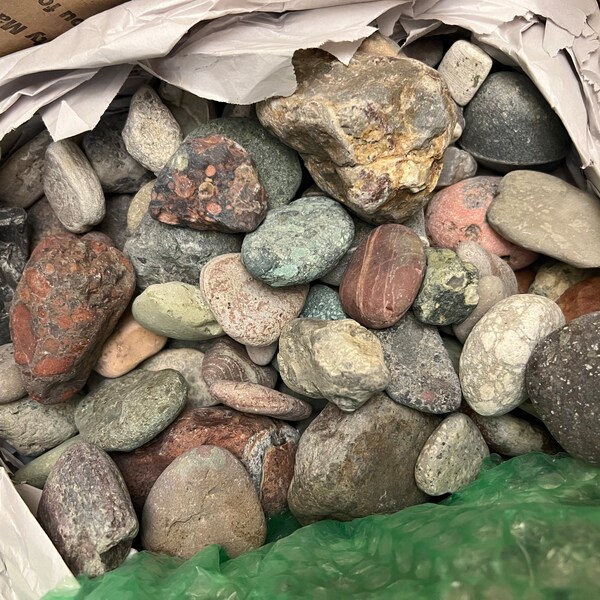 Alaska River Rock - 10 Pounds River Rocks Bulk - Wedding Stones ...