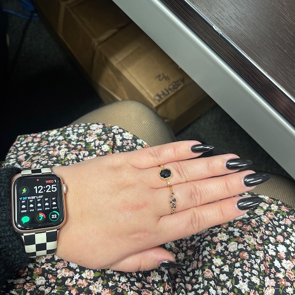 Triangle Ring / Diamond Ring / Trillion Rng / Gold Ring / Rose Gold ...