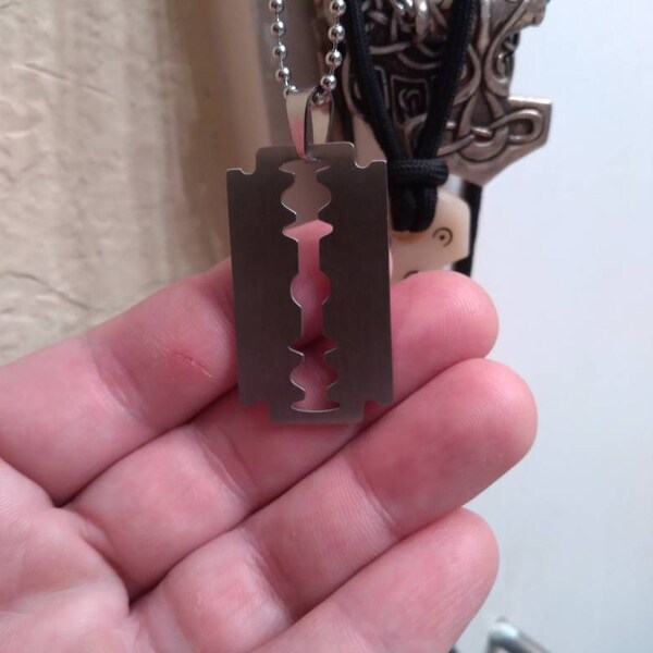 Stainless Steel Razor Blade Pendant, Hypo Allergenic Jewelry, Razor ...