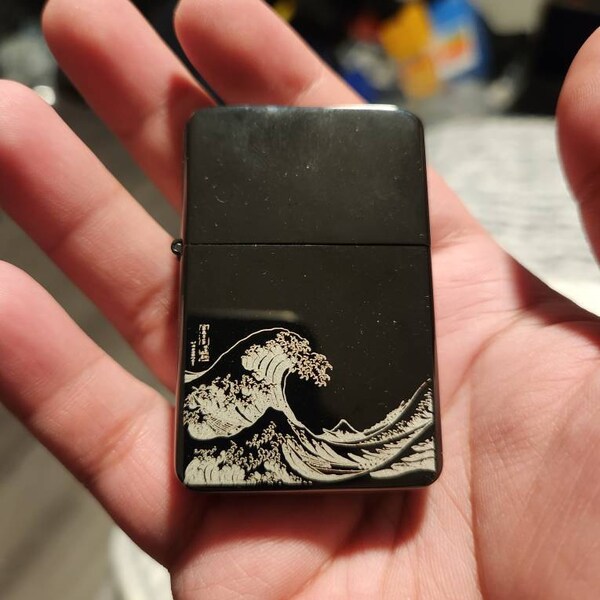 The Great Wave off Kanagawa Custom Engraved Lighter || Personalised ...