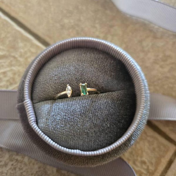 Baguette Emerald Signet Ring 14K Gold Emerald Baguette Diamond Ring Gold Custom Signet Ring ...