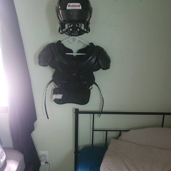 Hidden Wall Mount for Mini Football Helmets - Etsy