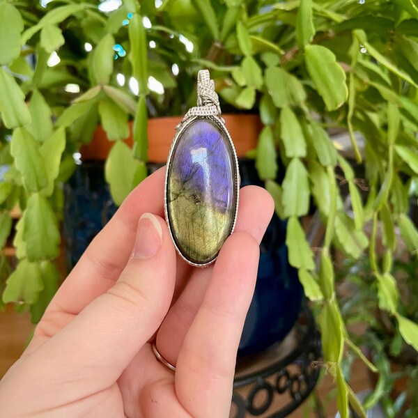 Very Attractive Big Size AAA+ Quality Rainbow Spectrolite Cabochon ...