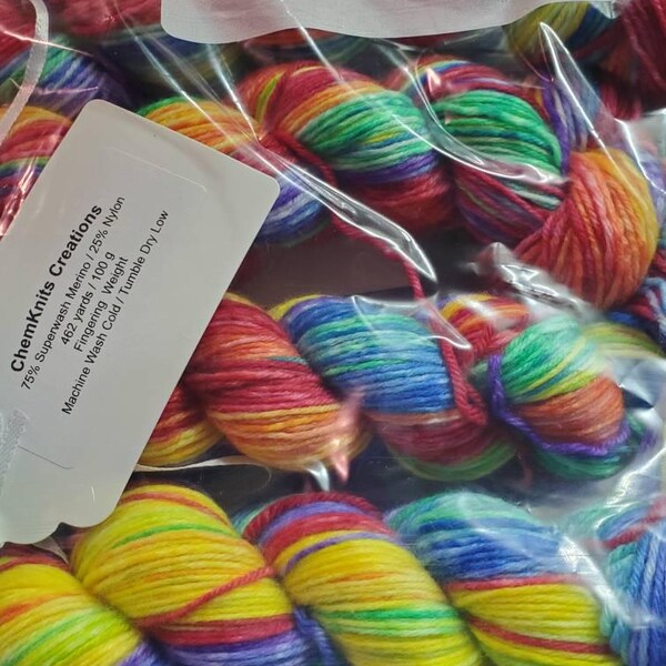 Gradient Heavy Worsted Weight Yarn (100% Superwash Merino High Twist ...