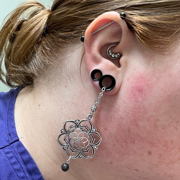 Silver Lotus Flower Magnetic Clasp Ear Plug Dangles for Tunnel Hangers ...