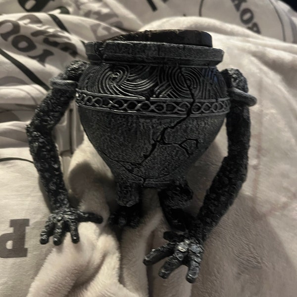 Sandstone Color Cute Cartoon Ashtray, Easter Island Yoga Stone Man ...