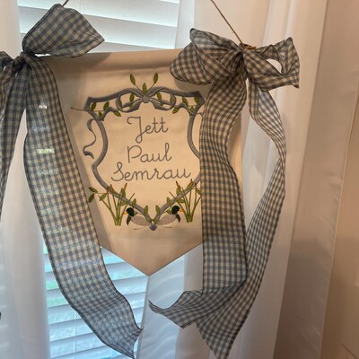 Monogrammed Flower and Bow Burp Cloth or Bib - Etsy