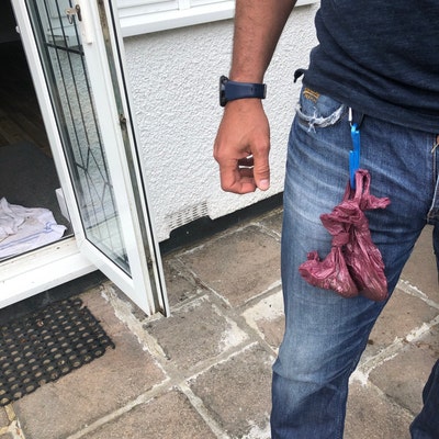 Hookapoo Dog Poop Bag Carrier Dog Poo Holder Clip on Hands Free ...