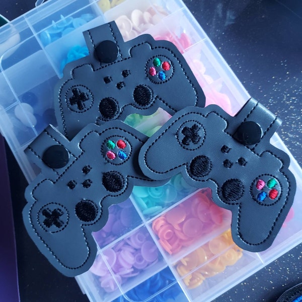Video Game Controller Keyfob Machine Embroidery Design, Gamer Party ...