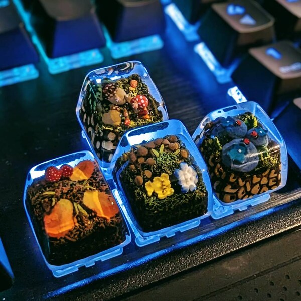 Summer Mushrooms Keycap, Artisan Keycaps, Clear Novelty Keycap ...