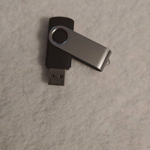 62 Rare Antique Bibles on USB Medieval Bible Geneva Coverdale Old New ...