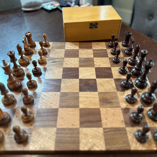 VTG French Library Staunton Chess Set Lot #563 - Etsy