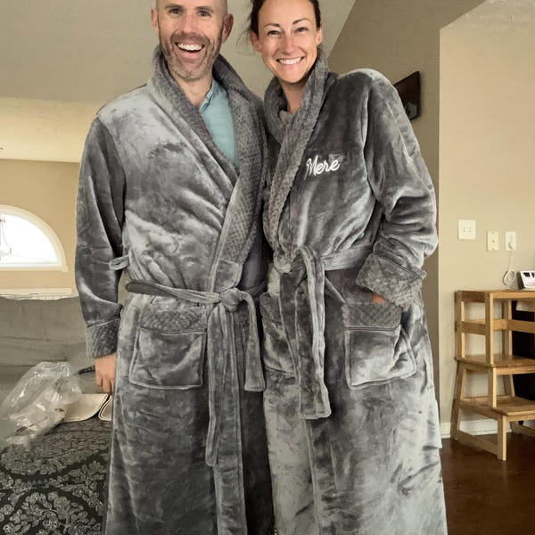 Mr and Mrs Robes Luxury Personalized Bathrobe, Embroidered Fleece Gift for Newlyweds ...