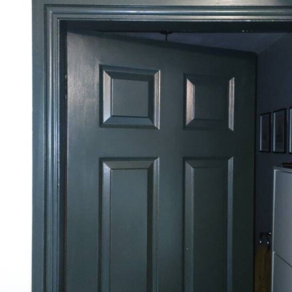 THE LOO Toilet Door Sign, Door Topper, Shelf Decor, Door Frame Art ...