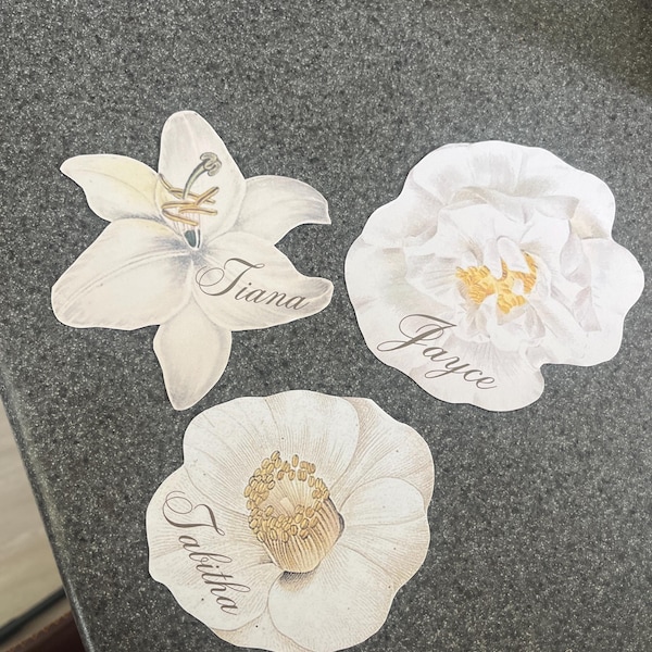 Calla Lily Name Card | Custom Flower Name Cards | Wedding Name Cards ...