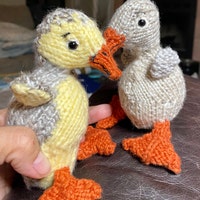 KNITTING PATTERN NEW Lucky Duckling - Etsy Canada