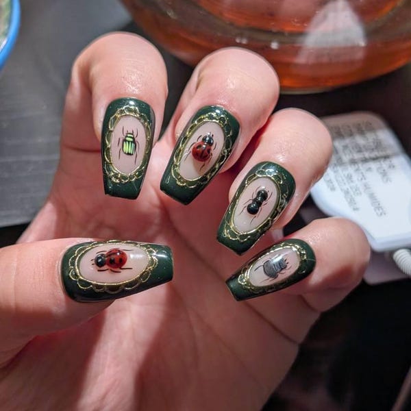 Custom Amazing 3d Mysterious Back Snake Long Stiletto Press on Nails ...