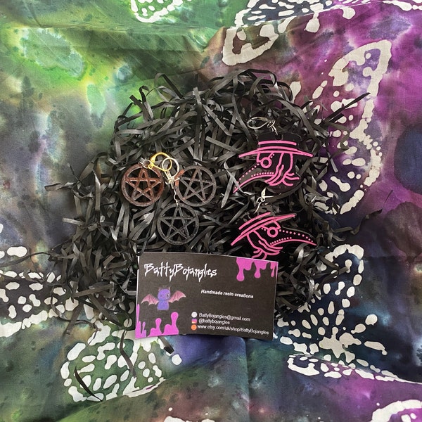 Pride Turtle Rainbow Flag Beaded Earrings, Stitch Markers, LGBTQ+, Drop ...