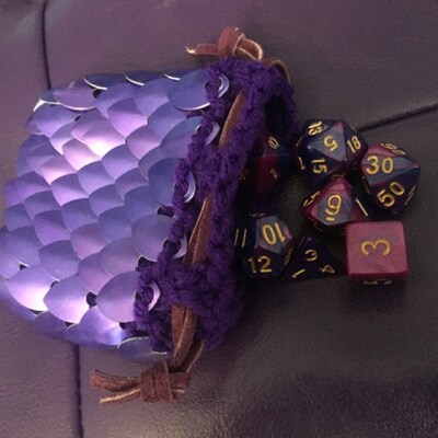 Scalemail Armor Dice Pouch in Knitted Dragonhide Purple - Etsy