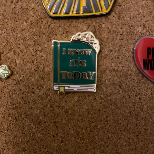 Haus of Holbein – Six the Musical Pin - Etsy