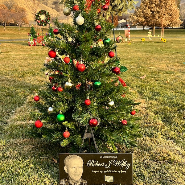 Custom Fish Memorial Stone, Pet Tombstone for Fish, Fish Headstone ...