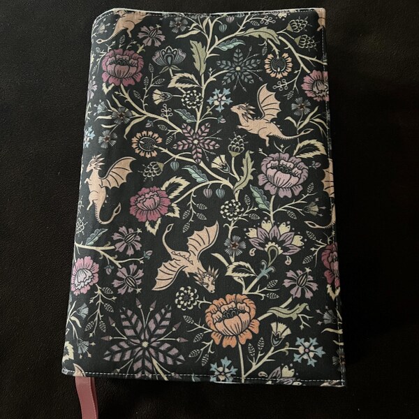 Bats All Year Long Book Sleeve Book Lover Gift E-reader Cover Kindle ...