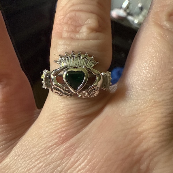 Dainty Claddagh Ring 14K Gold Heart Shape Celtic Ring Irish Crown ...
