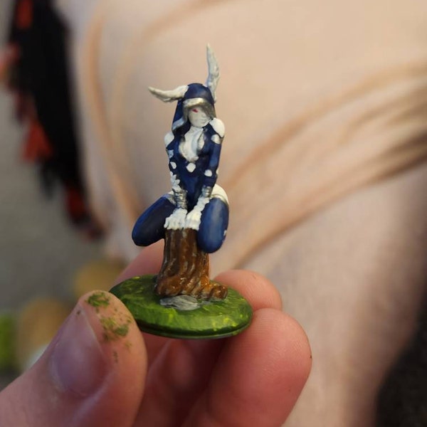 Bunny Girl | Fantasy Resin Miniature | Dnd Miniatures | DND Figurine ...