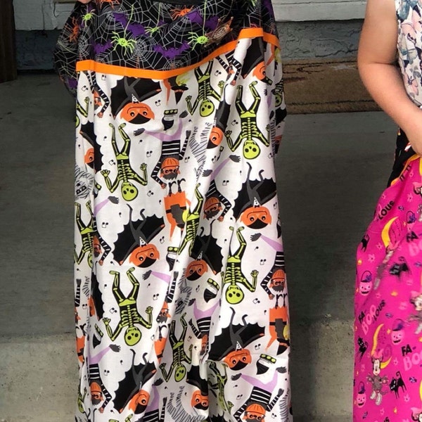 Vintage Hoffman Fabric, Woodblocks, Trees, Leaves & Grids in Purple ...