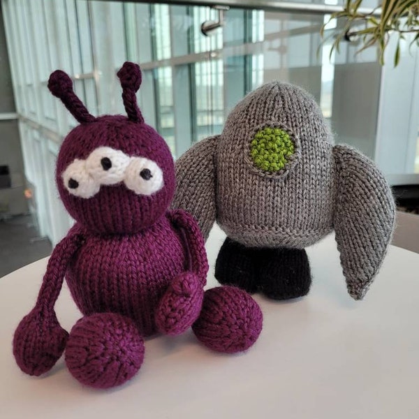 Knitting Pattern: "alien Adventure" Toy With Space Rocket in DK Yarns ...