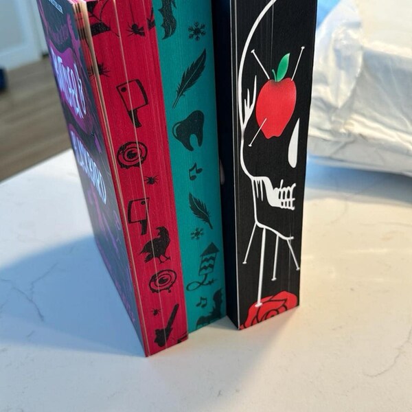 ACOTAR Ombre Sky Hardcover Set Books 1-5 With Beautiful Custom Sprayed ...