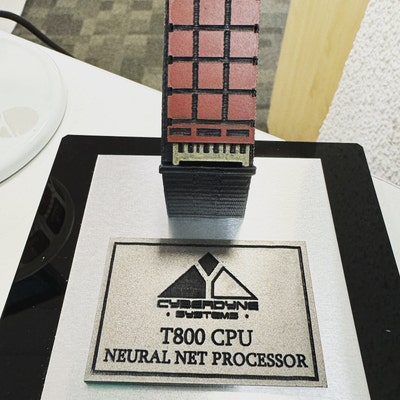 Terminator Prop T-800 CPU Brain Chip' in Display Case - Etsy UK