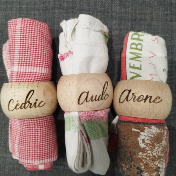 Rond de serviette en bois personnalisé prénom, anneau personnalisé en ...