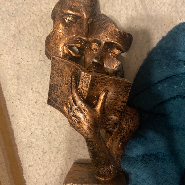 Egyptian Goddess Cleopatra Statue With Leopard Love Sculpture God ...