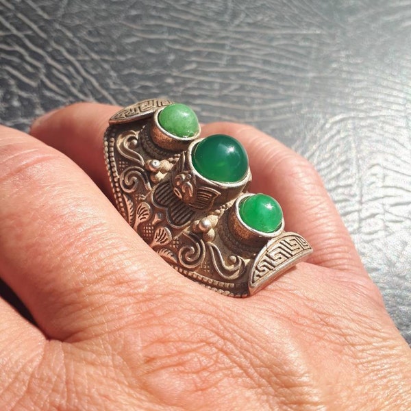 Sumerian Ancient Cylinder Seal Stamp Bead Jade Stone Babylon Intaglio ...