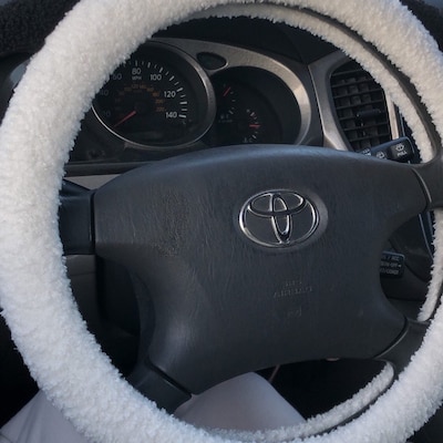 Short Plush Spiral Steer Wheel Cover, Universal Winter Warm Wheel Cover ...
