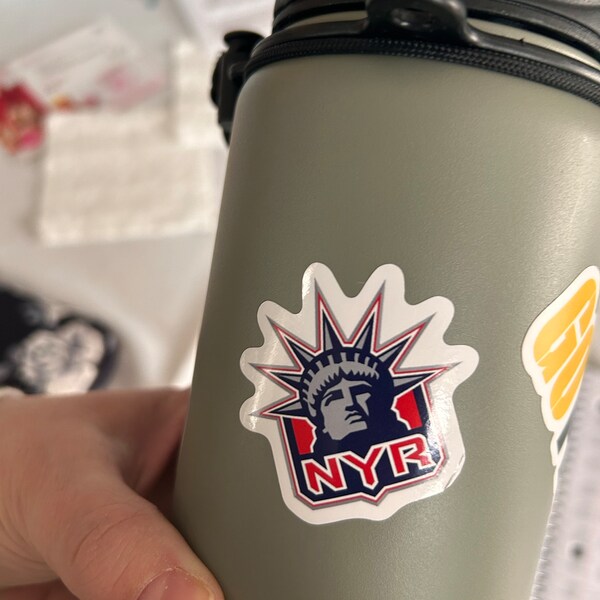 Retro Vintage Detroit Tigers Kiss-cut Sticker - Etsy