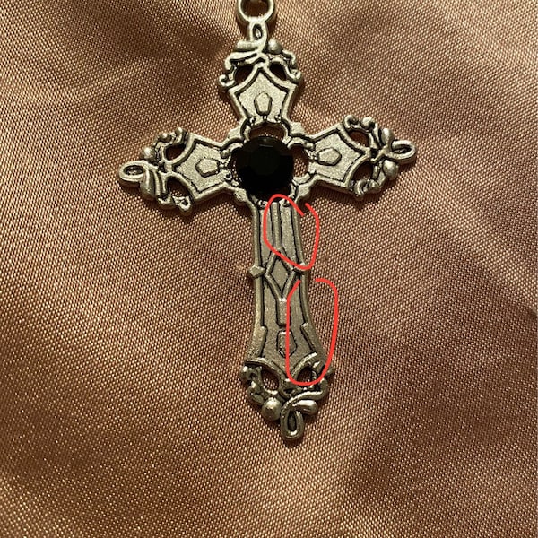 Large Cross on Chunky Chain Gothic - Etsy Canada