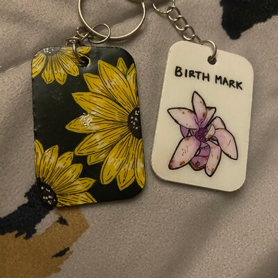 Wooden Sunflower Keychain Hand-painted Keychain Accessory - Etsy